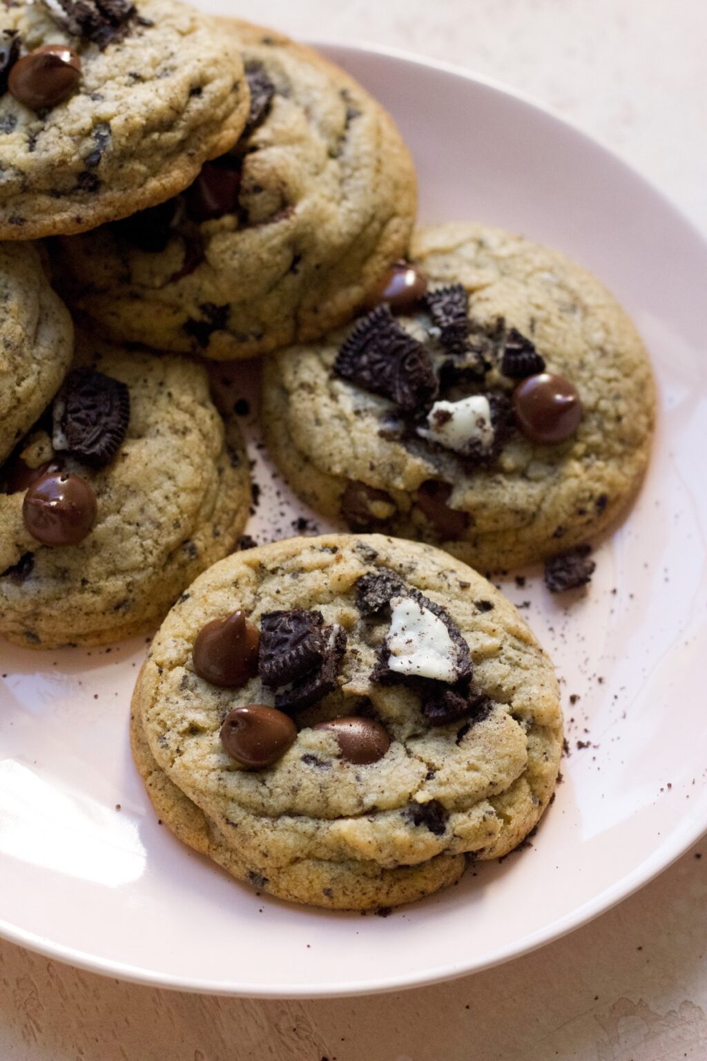 Oreo Chocolate Chip Cookies - Schmidty Bakes